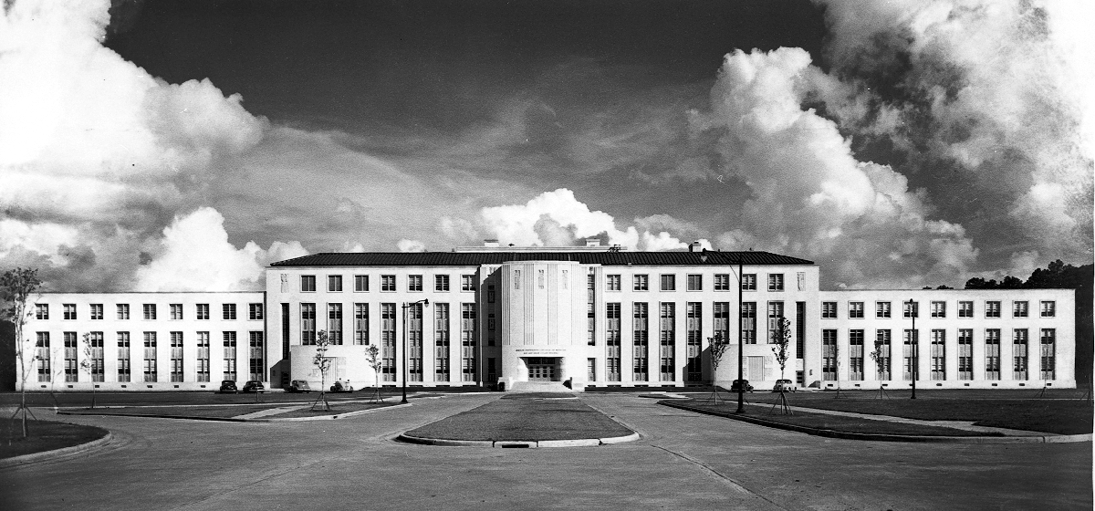 Baylor celebrates 80 years in Houston